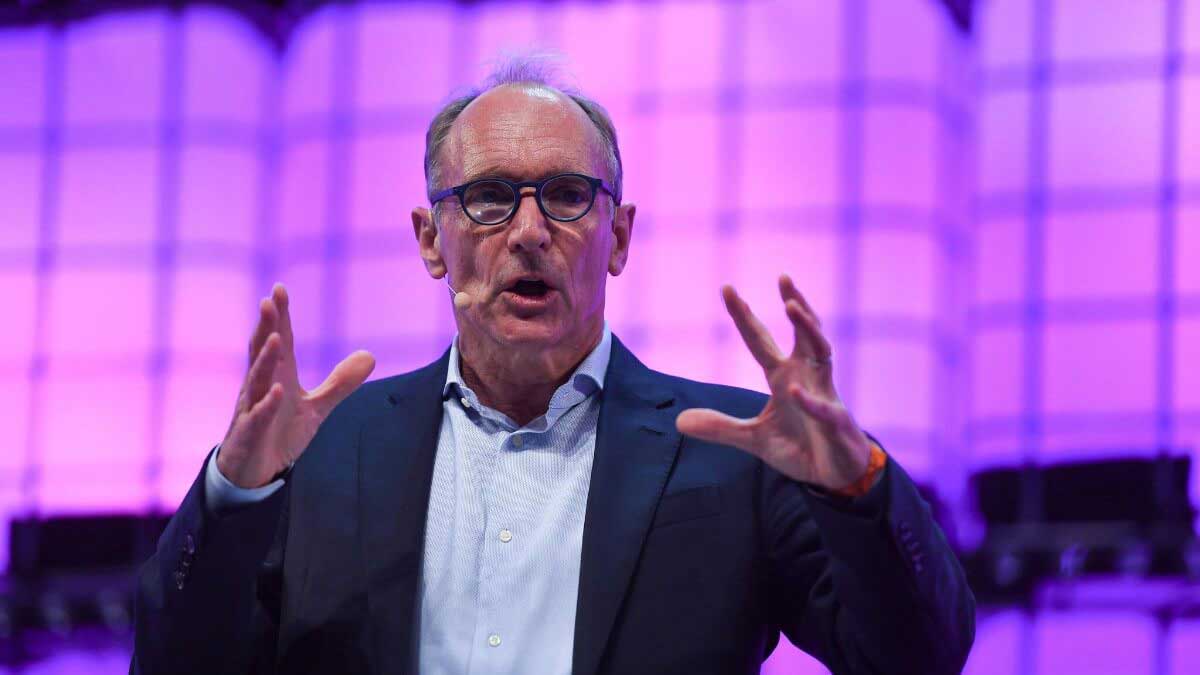 L’inventeur du World Wide Web lance une action mondiale contre les ...